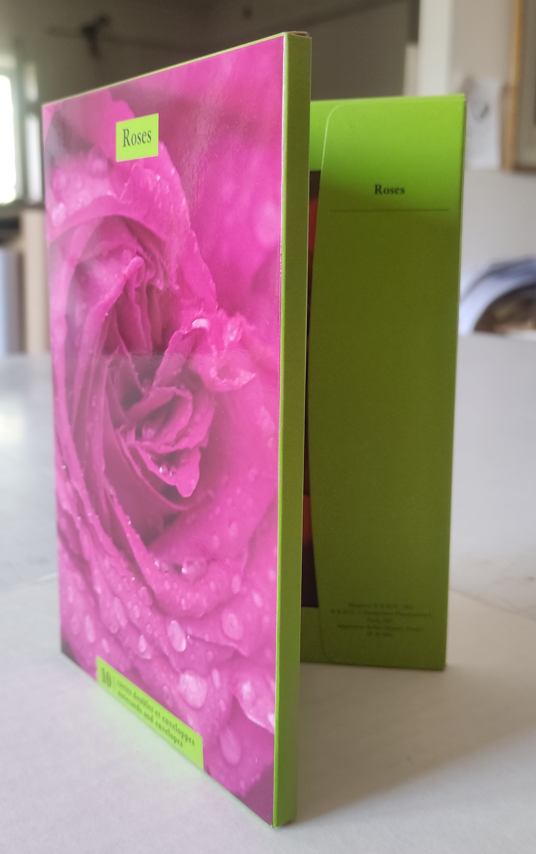 Set of 10 Notecards with Envelopes of Roses - 5 X 7 Inches (10 Note Ca ...