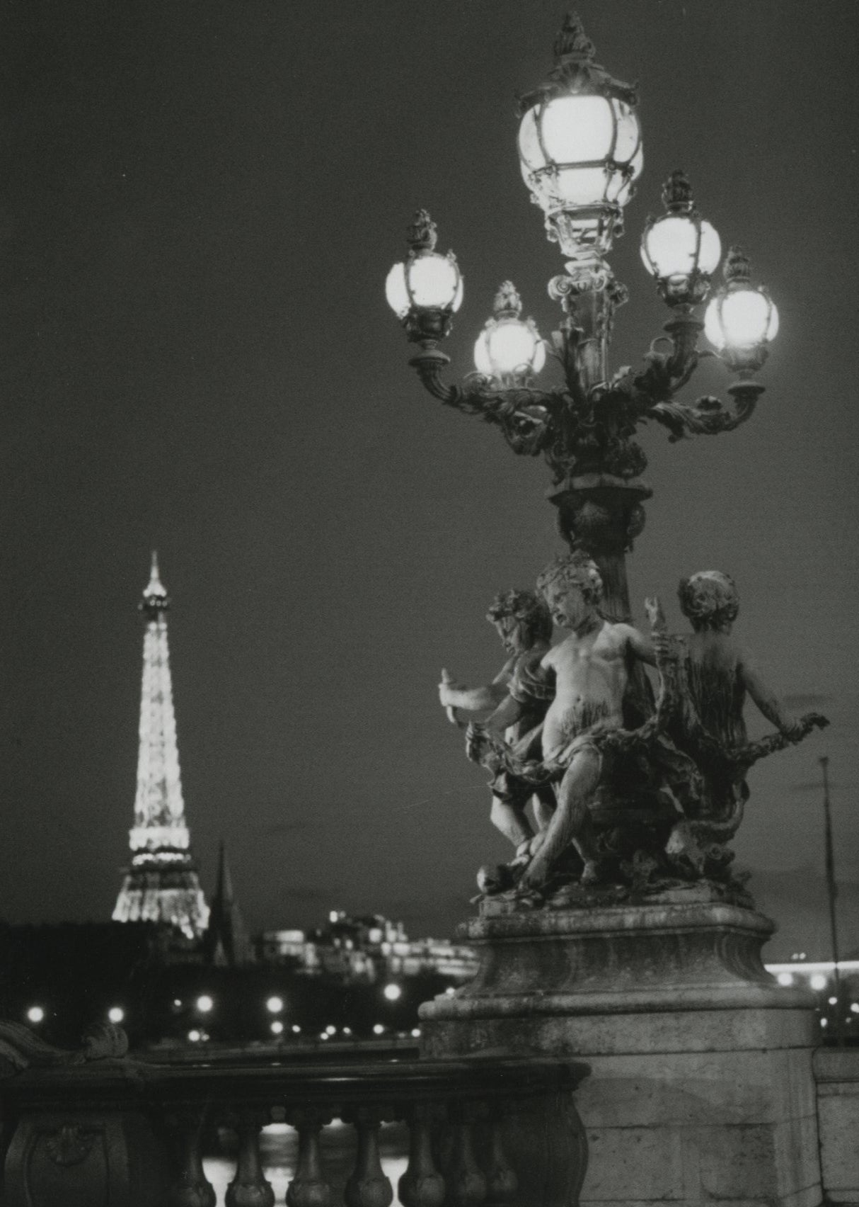 Paris au Crépuscule by Dennis Degnan - 4 X 6 Inches (10 Postcards) – Artistica Fine Art