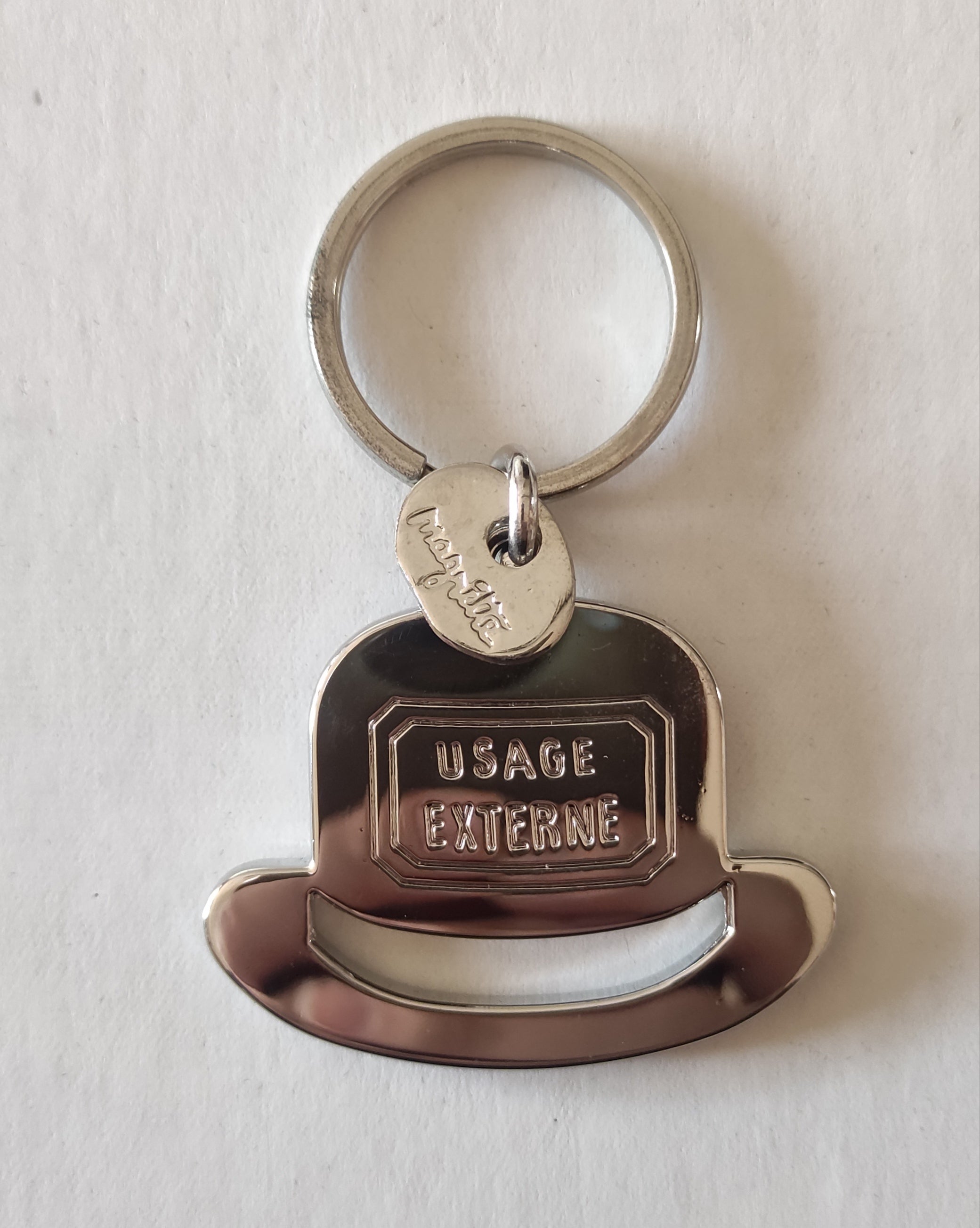 René Magritte (Keychain) – Artistica Fine Art
